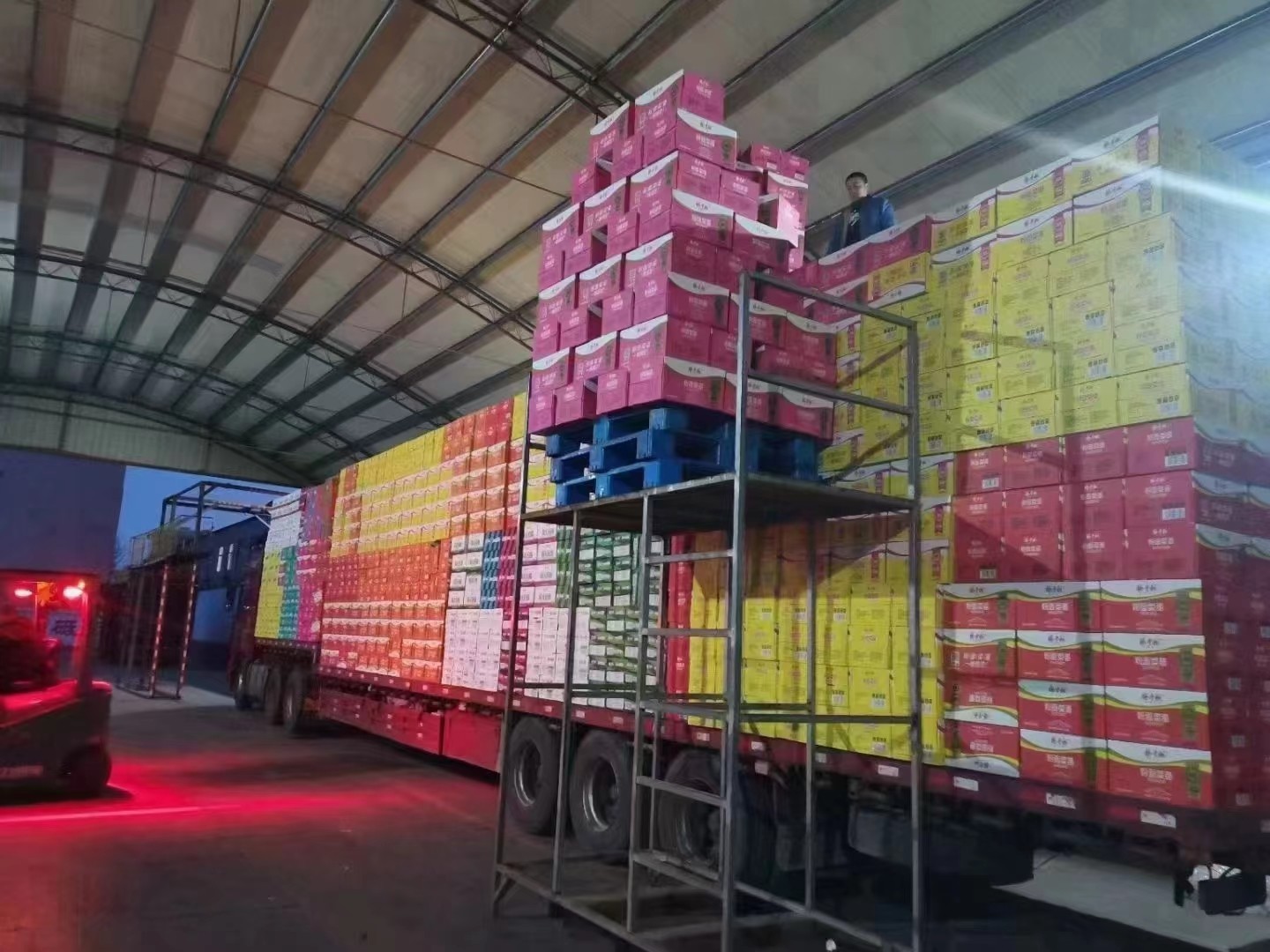 Overtime Deliveries: Yang Zhang Gui's Mengzhou Factory Ships 100,000 ...